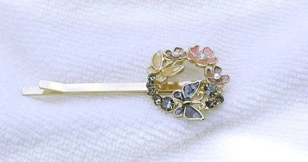 148 - Rhinestone Bobby Pin Assorted